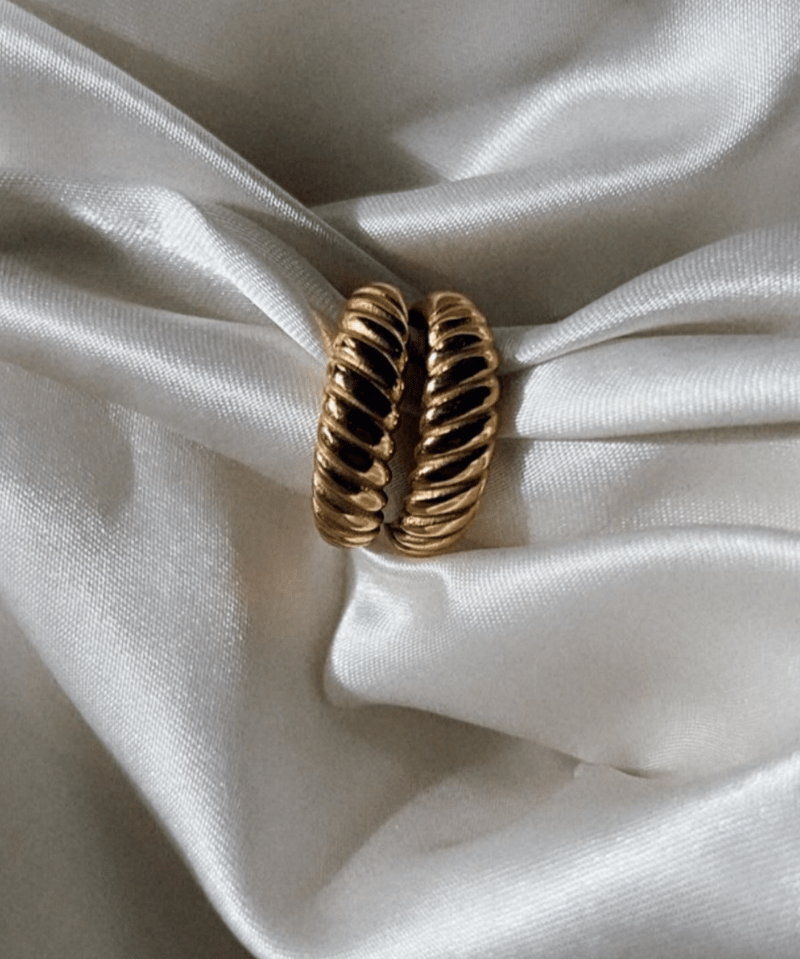 Croissant Ring – metaoriginslabs.com